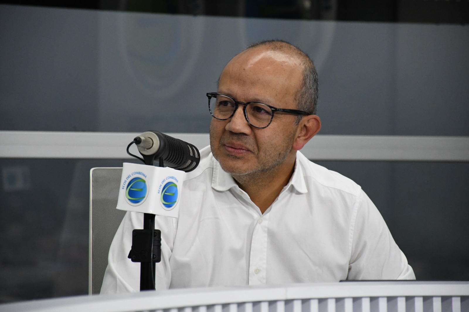 “Vale la pena el sacrificio, el estudio, el rigor y la disciplina”: Magistrado Juan Enrique ...