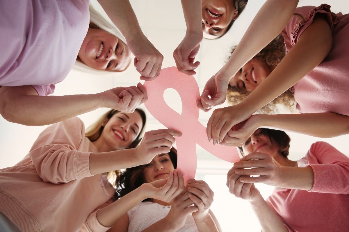Octubre marca el Mes de Concientización sobre el cáncer de mama y la ...