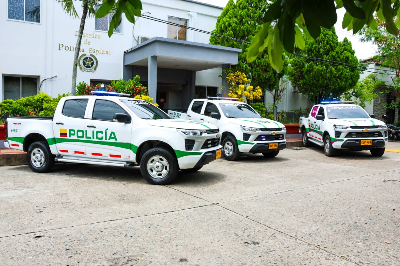 El Espinal recibió nuevas camionetas para reforzar la seguridad en el ...