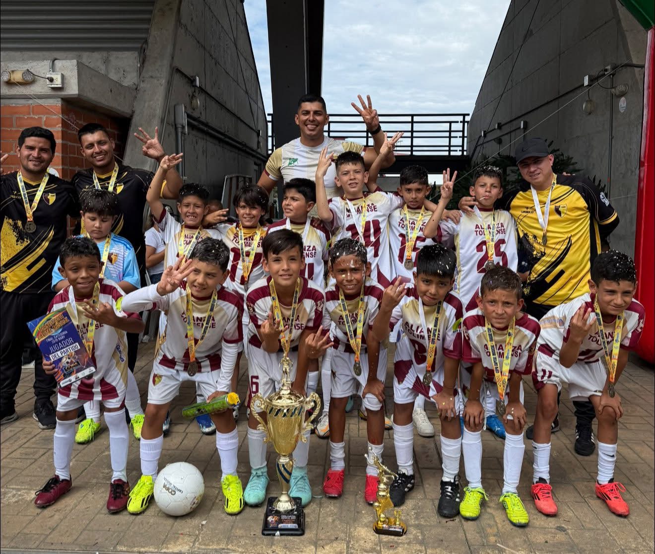 Alianza Tolimense, el semillero que forma campeones dentro y fuera de ...