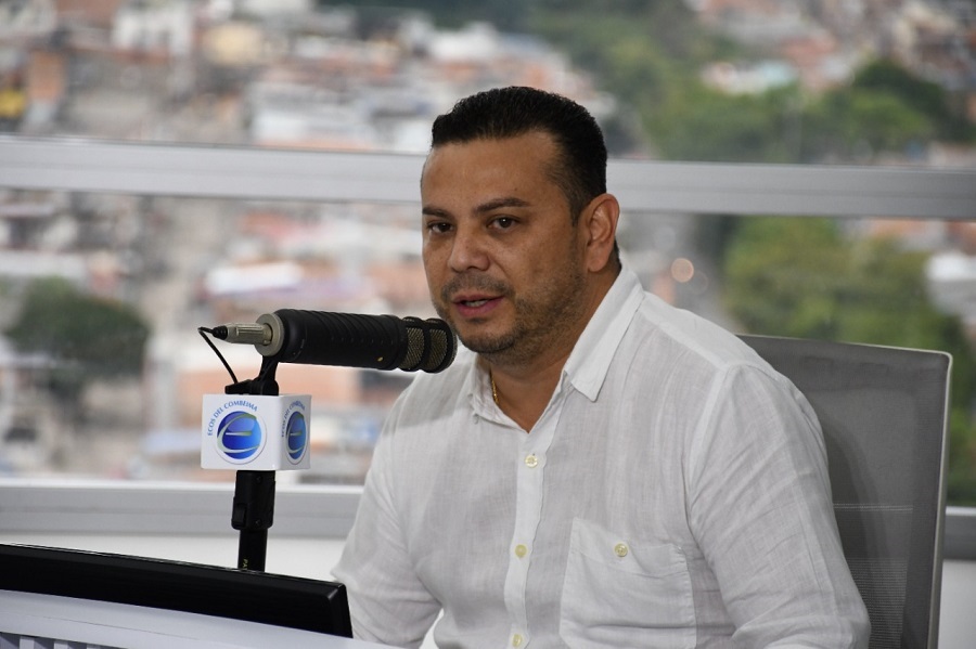 “Se debe modernizar el recaudo de impuestos”: Alexander Castro